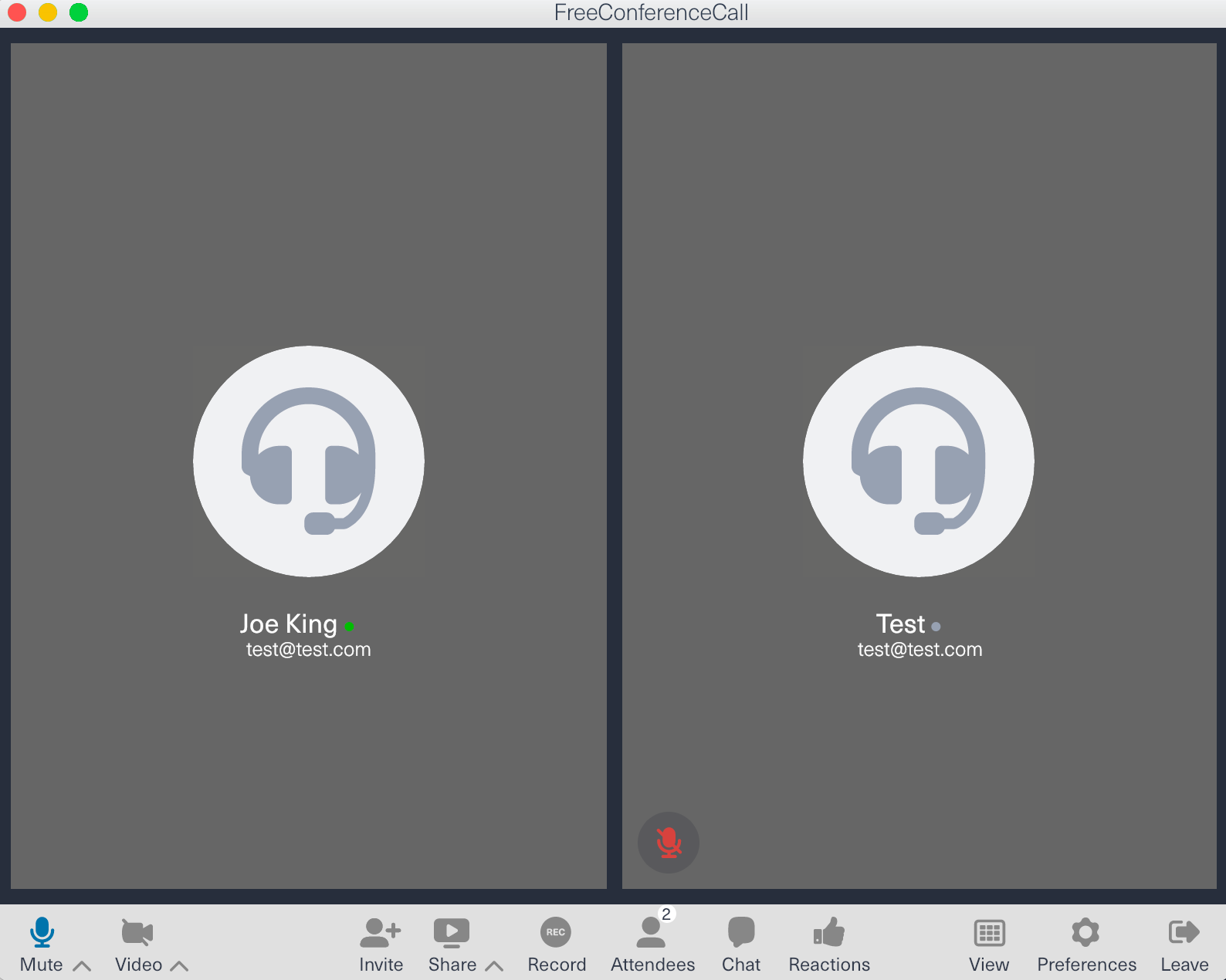 Compact View: Minimizes the app, allowing you to freely navigate your ...